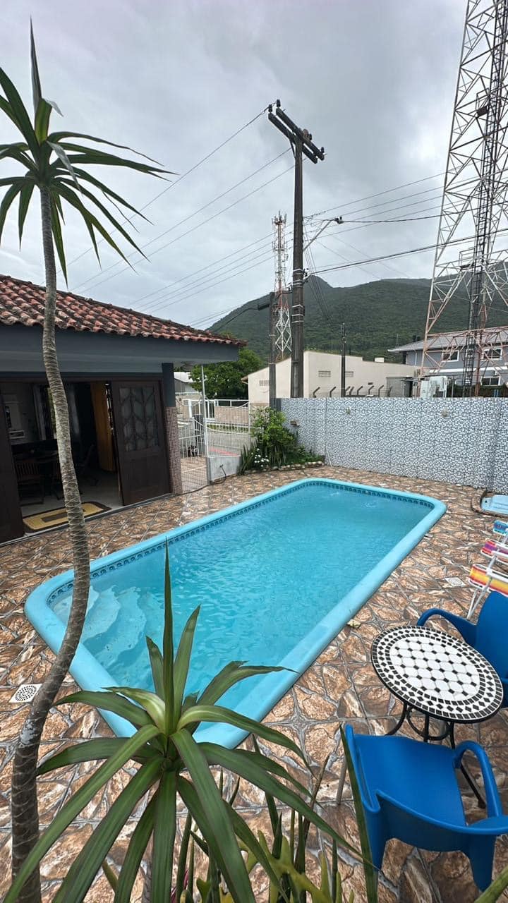 Casa Com Piscina Na Praia - Palhoça