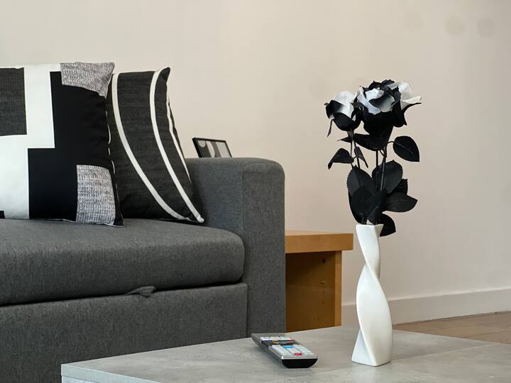 Sky Level | City Views | Light-filled | 2br - Sheffield