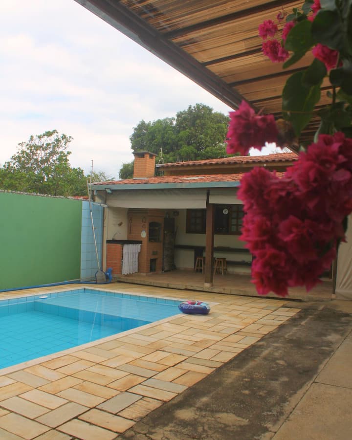 Casa Aconchegante Com Piscina - Pindamonhangaba