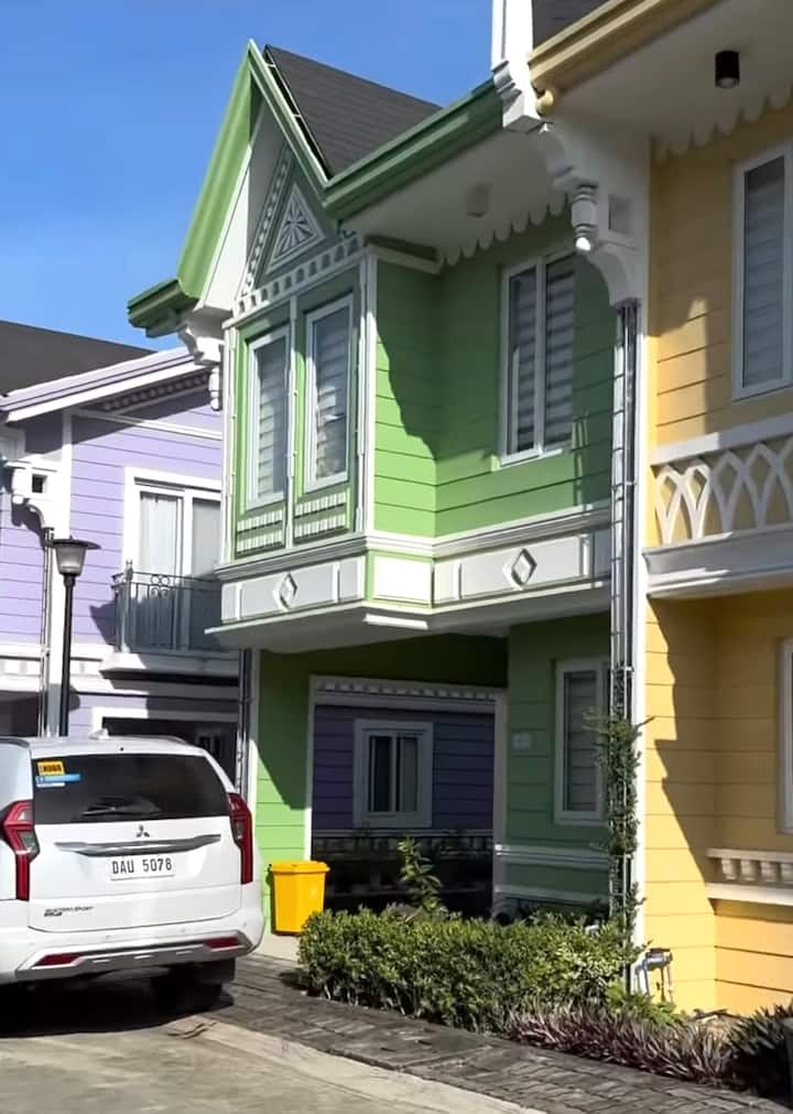 Pontefino Prime Townhouse Cozy Green 2-storey - Ibaan