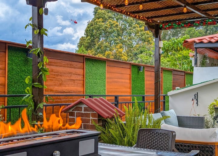 Rooftop W/ Jacuzzi| Sauna|290m²|breakfast - Comalapa