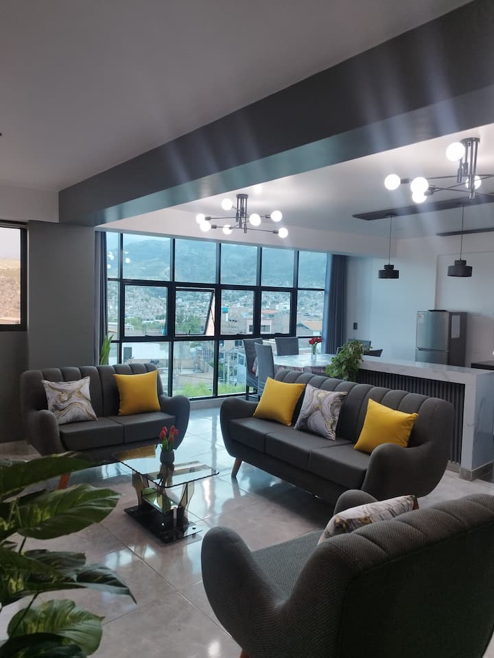 Departamento Amplio Céntrico Frente A Un Parque - Ayacucho