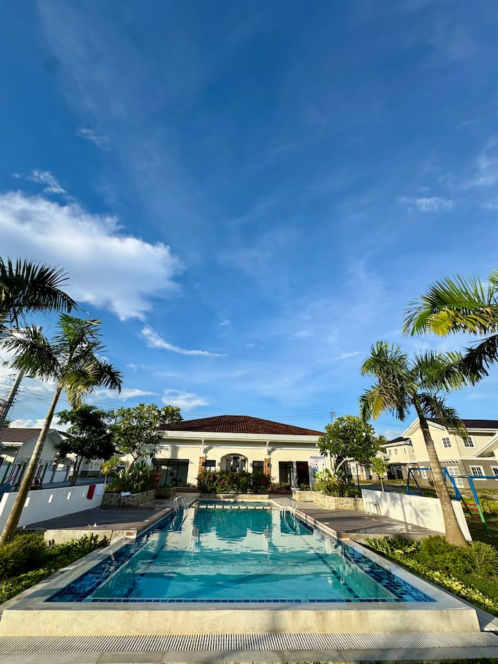 Eds’ Spacious House  W/ Pool, Ac And Wifi - Panglao
