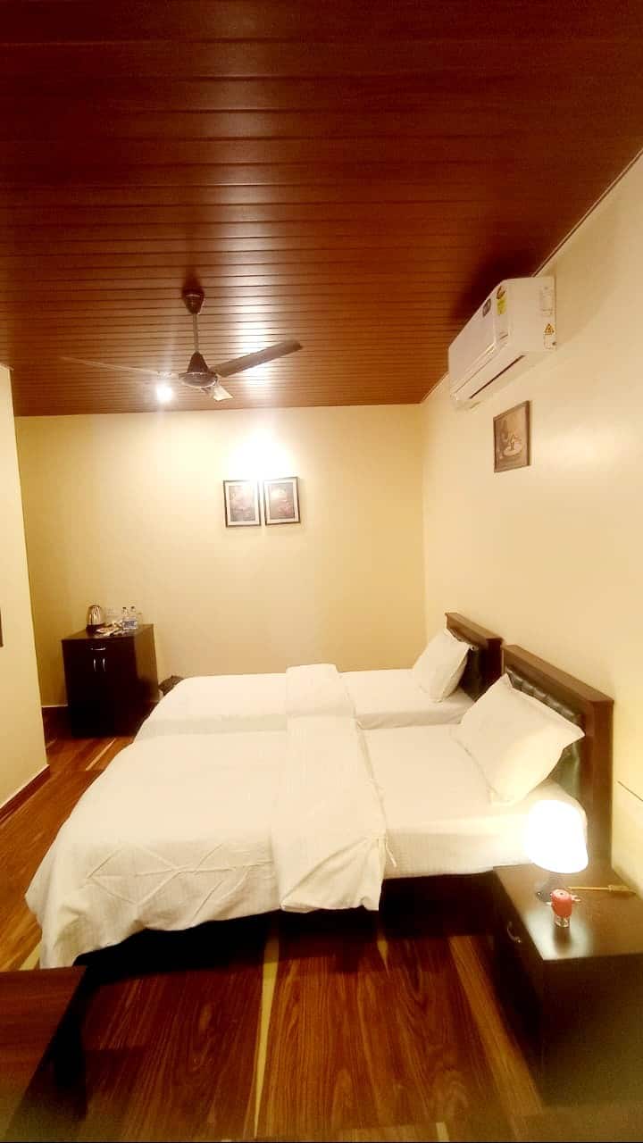 Level 2 Deluxe Twin Skyview Room (No Lift) - Murdeshwar