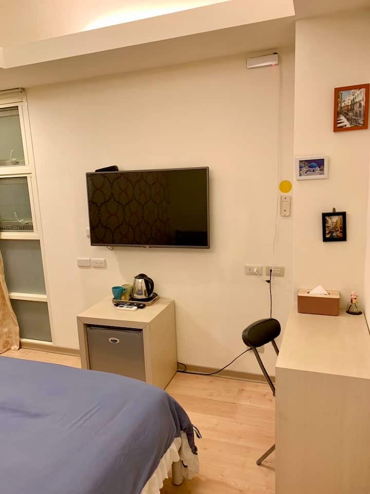 鄰近雙捷運 月租雙人套房 獨立衛浴 提供機場接送旅遊規劃服務 近赤峰街 寧夏夜市 馬偕醫院 西門町 - Taipeh