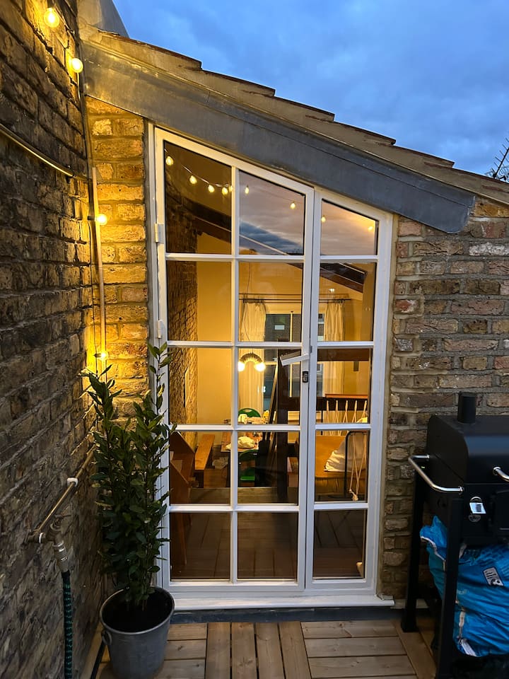 Hideaway In The Heart Of Clapham - Chelsea