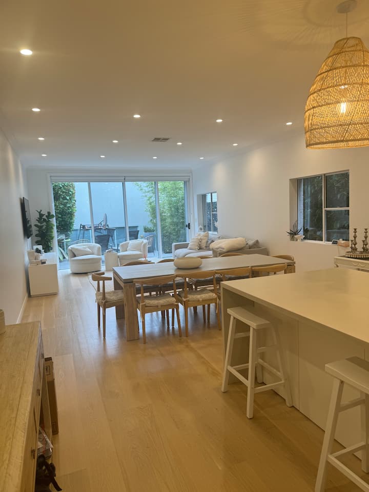 Bondi House Walk To Beach & Shops - 邦代海灘