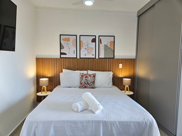 Studio 111 | 400m Praia | Casal | Enxoval | Ac - Ubatuba