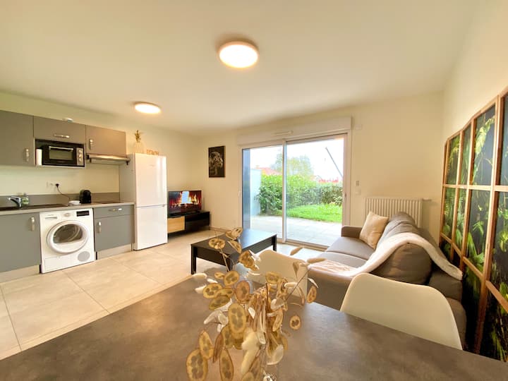 Appartement T2 En Rez-de-jardin, Vue Lac Léman - Douvaine