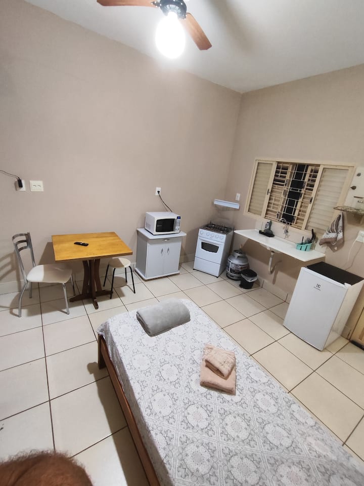 Kitnet  3 Próximo A Usp  C/ Garagem - Ribeirão Preto