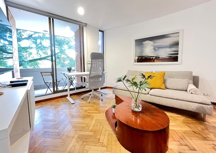 Peaceful & Quiet Apartment In Provenza |1br - Medellin, Antioquia, Colombia