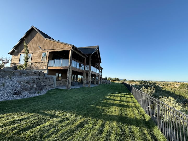 River Front W/ View Of Tetons - River Retreat - Ashton, ID