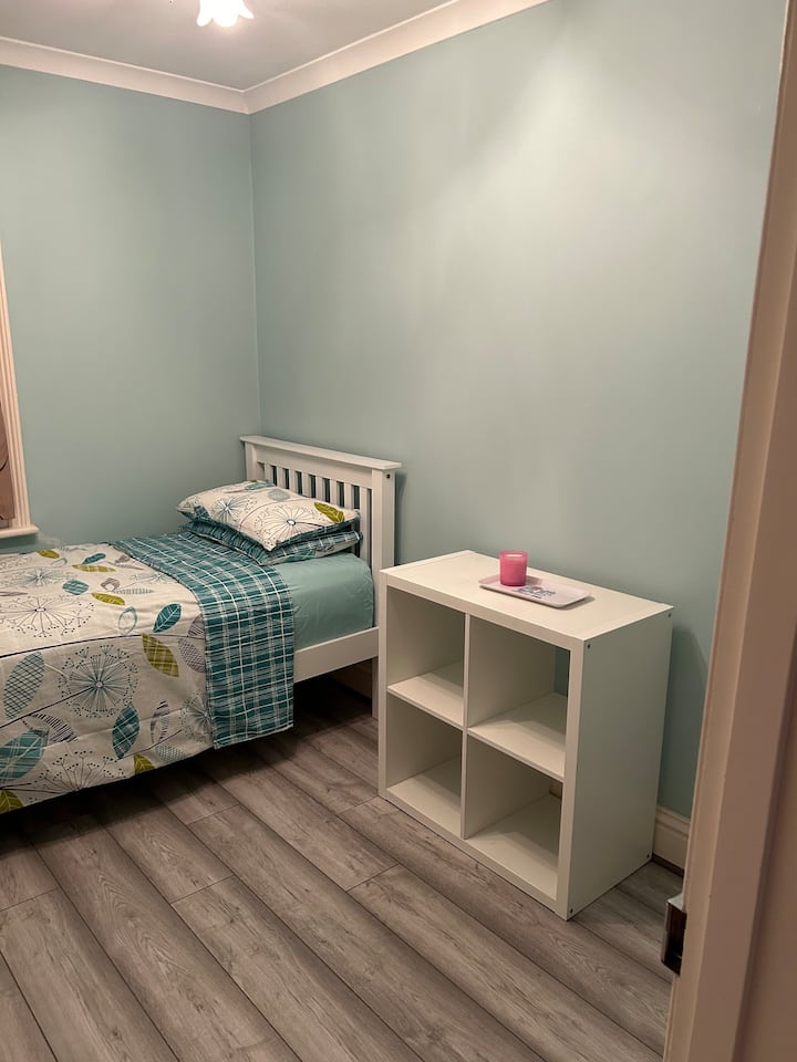 Private Single Room - Woking