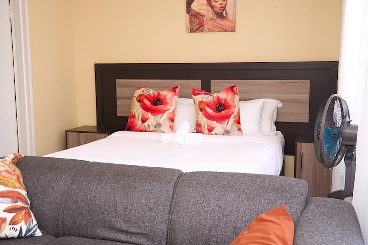 Centrally Located: Your Perfect Stay In Harare - Harare