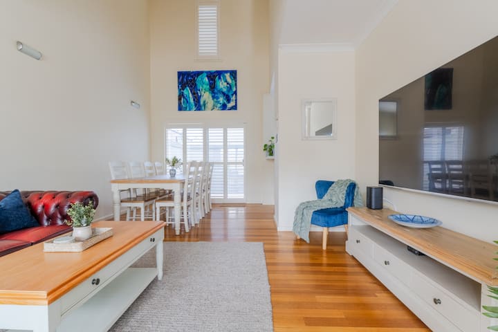 Parklands Gem Walk To Cbd, Oval, Fringe + Parking - 