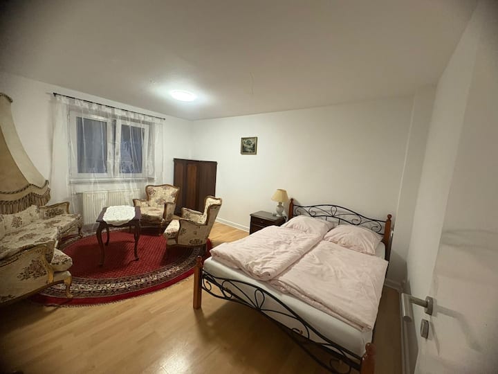Charmante Wohnung In Citynähe (Wird Renoviert) - Essen