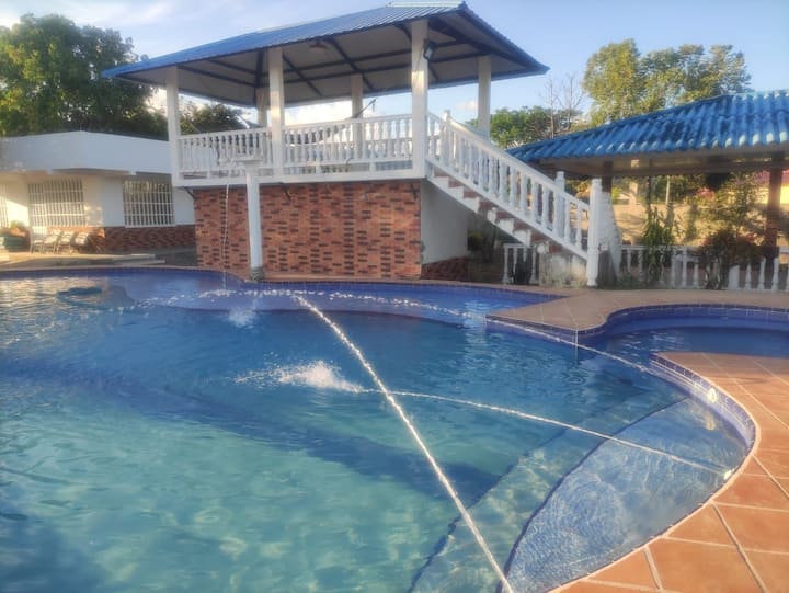Casa Quinta El Nogal - Villavicencio