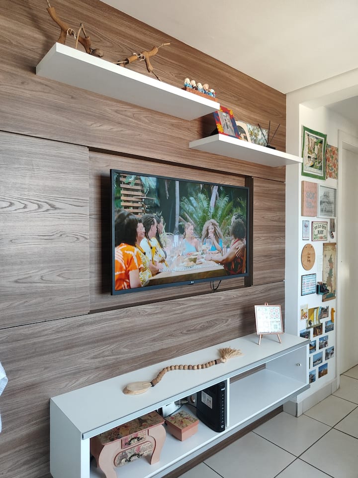 Condomínio Familiar. Quarto 2 Camas. Com Anfitriã. - Belo Horizonte