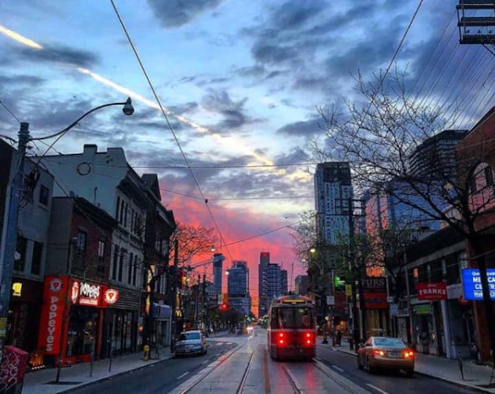 Hidden Gem In Queen St W (2bd,1bth) - Toronto