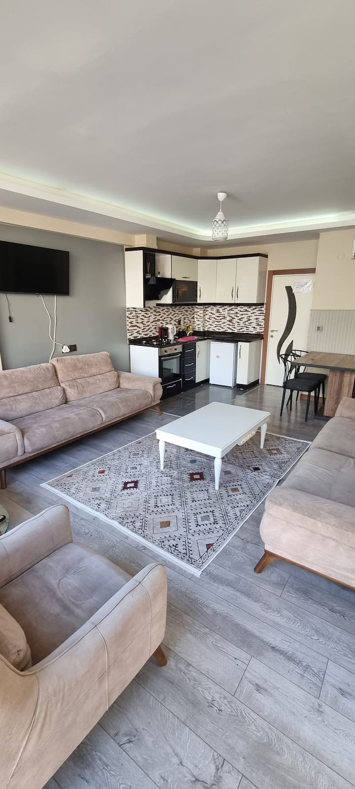 Merkezi Konumda2+1 Aile Dairesi - Antalya