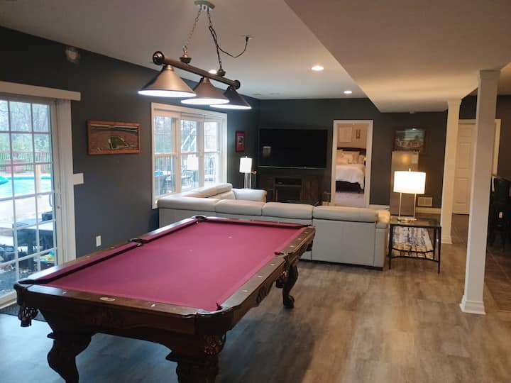 Quiet Comfy Getaway - Decatur, IL