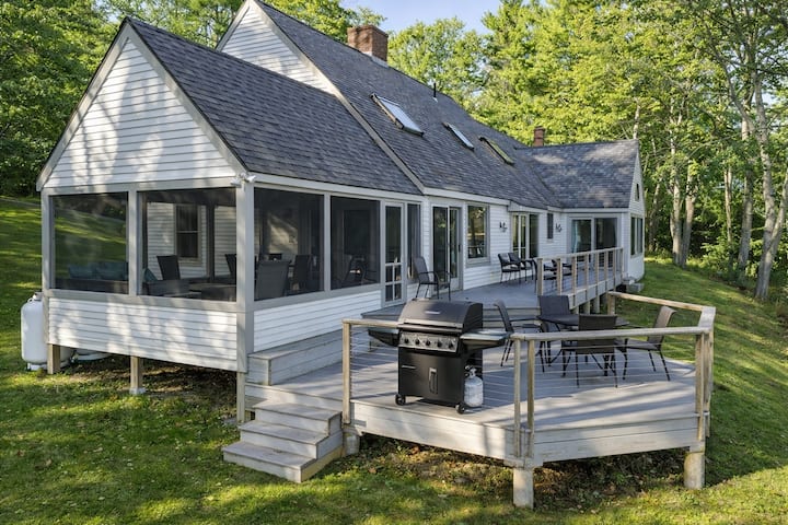 Ferndale House; Woods And Water Views - Bath, ME