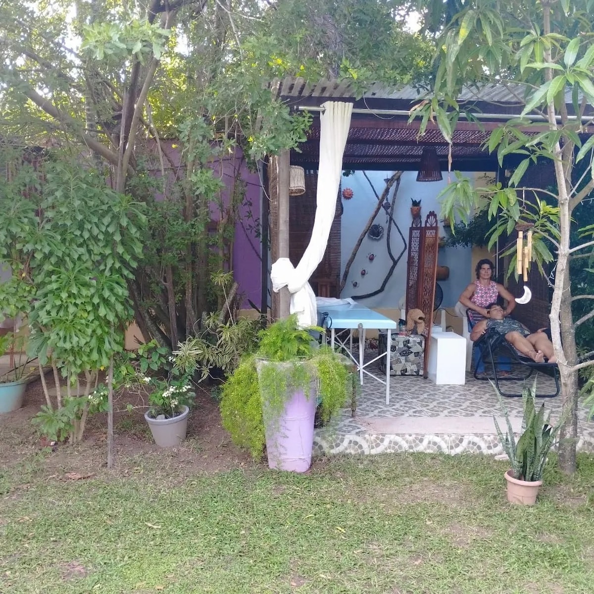 Room with A/C, 700 meters from the beach, 5 km from the airport ...