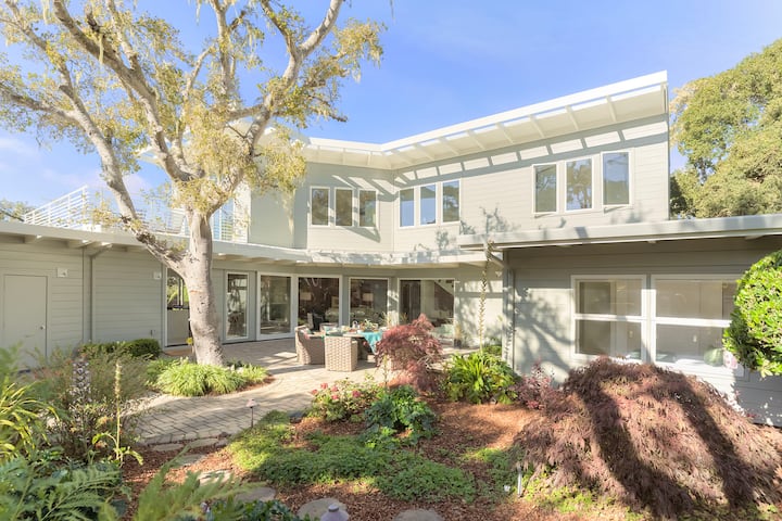 3954 Lilli Pad ~ New Remodel, Private Master Suite - Monterey, CA