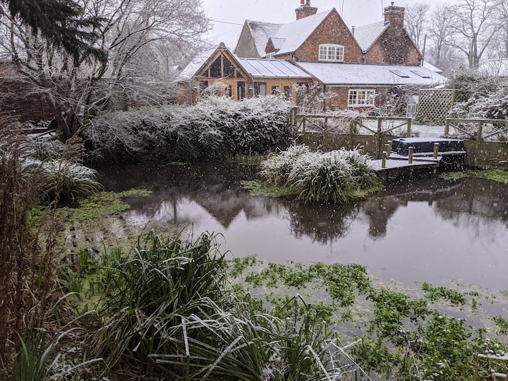 South Oxfordshire Country Cottage, Sleeps 3. - Wallingford