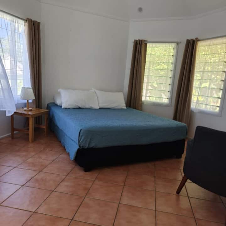 Bungalow Stay - Perfect For Transit, Mulifanua - 薩摩亞
