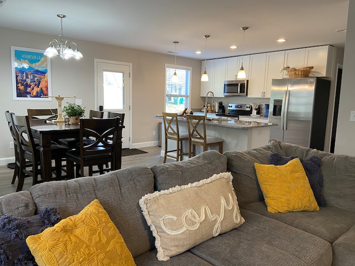 Blue Jay Getaway - 5 Minutes To Downtown! - Asheville, NC