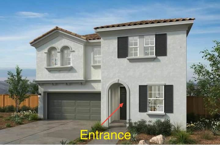 Welcome To Our Cozy Home! - Elk Grove, CA