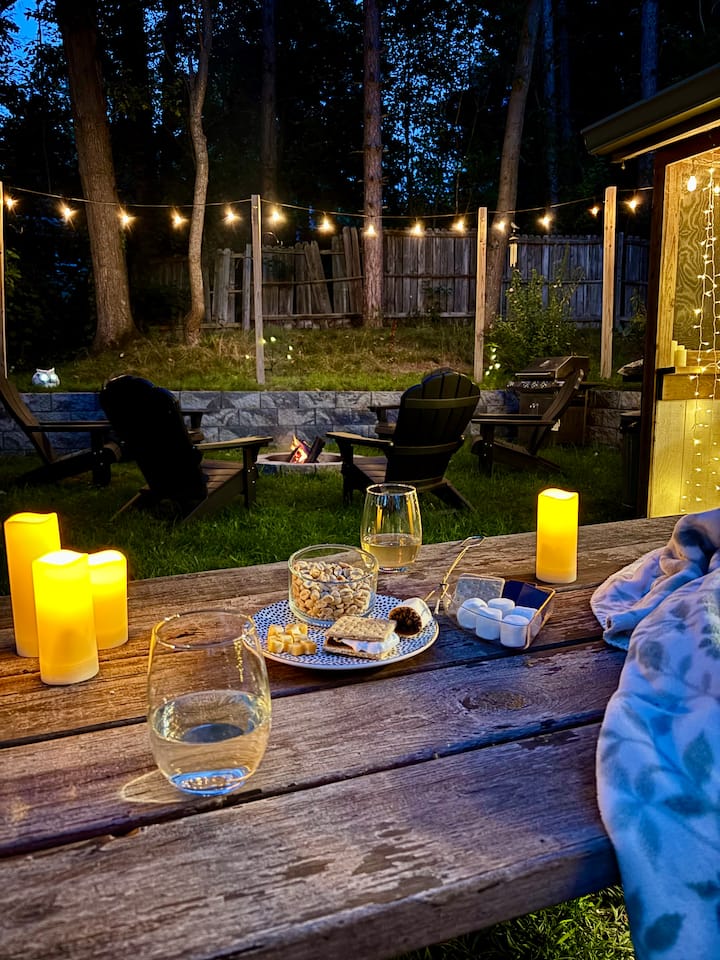 The Love Bird With Hot Tub And Lake Views - Gun Lake, Middleville