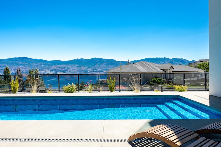 Resort-style Home With Lake Views - Kelowna