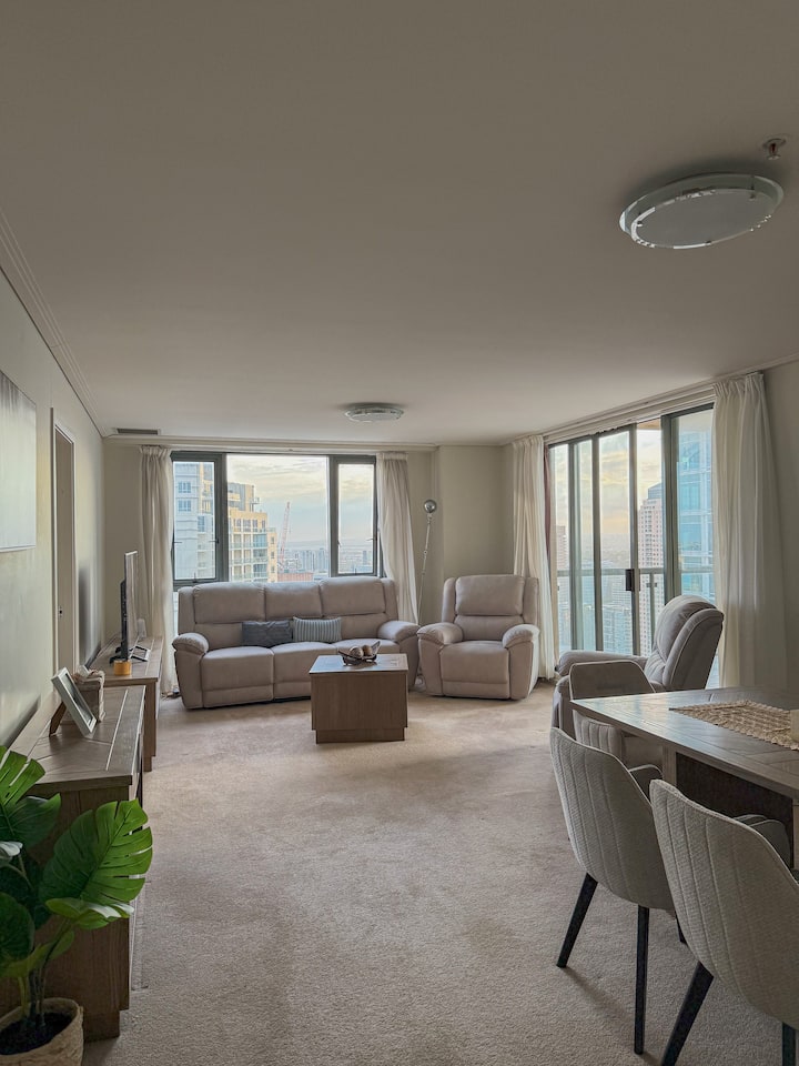 Modern Spacious Unit Sydney Cbd - Pool Gym & Sauna - Bondi Beach