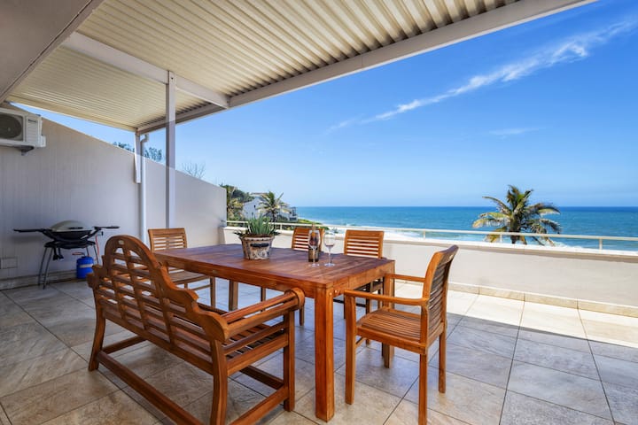 Luxury Beachfront Ballito Apmt Sleeps 6 - Dolphin Coast