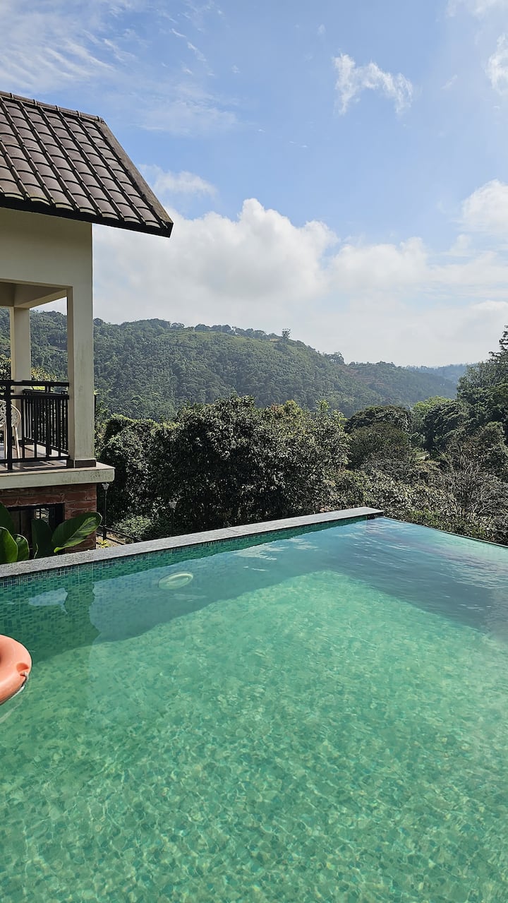 Private Pool Villa Near Vagamon
Lilac Hills Resort - Kuttikkanam