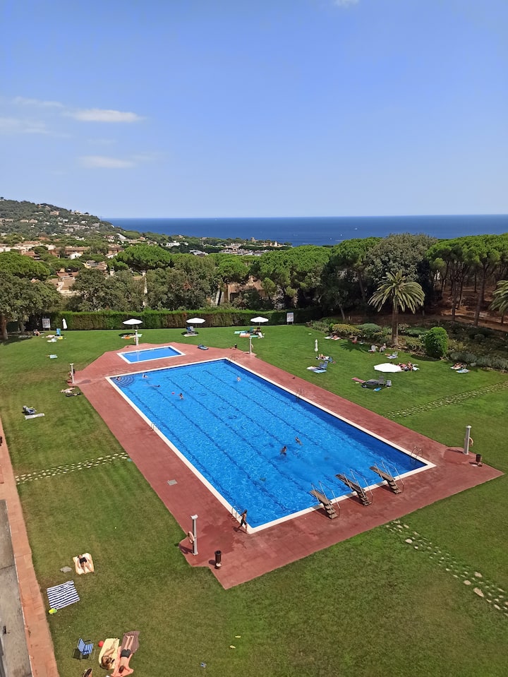 Blue Horizon - Palafrugell