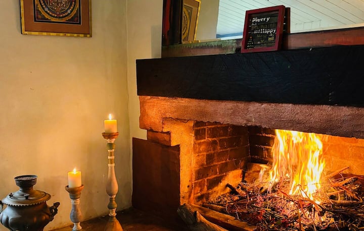 Soothing Boho Retreat For 2 (Self Contained, Fire) - Blue Mountains