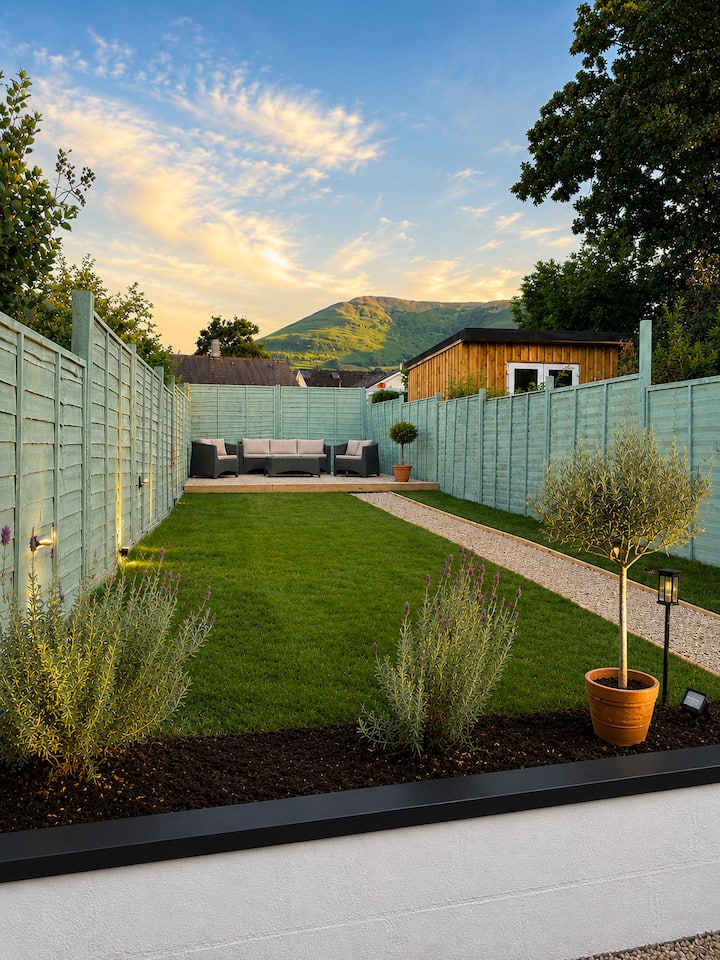 New! Charming Home & Garden | 5-min Walk To Town - Abergavenny