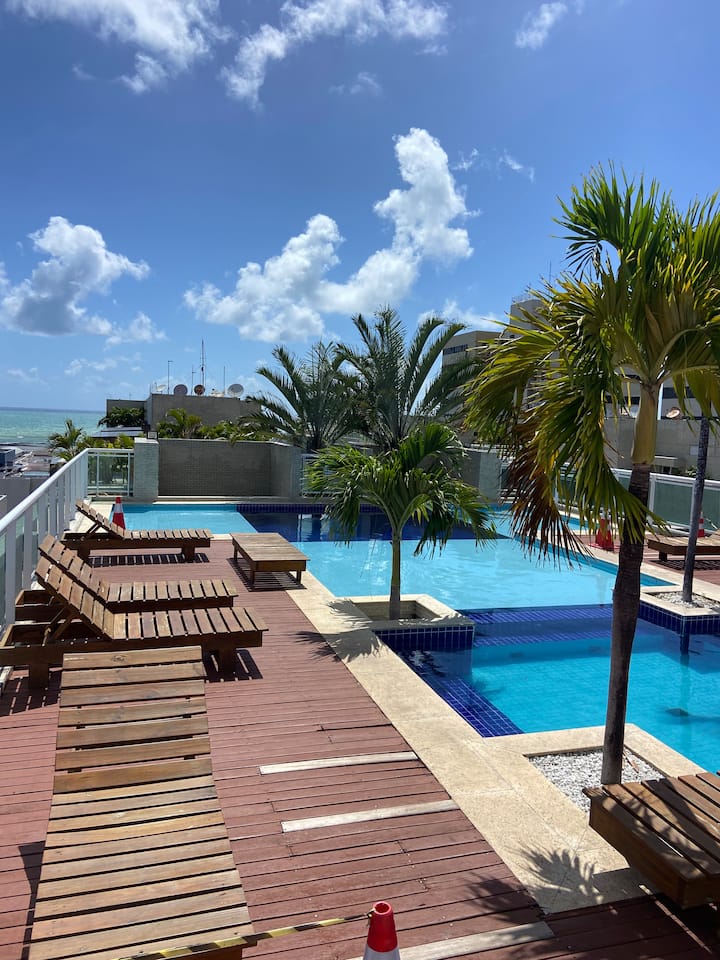 Apto Jtr I Com Varanda I Piscina Na Cobertura I - Maceió