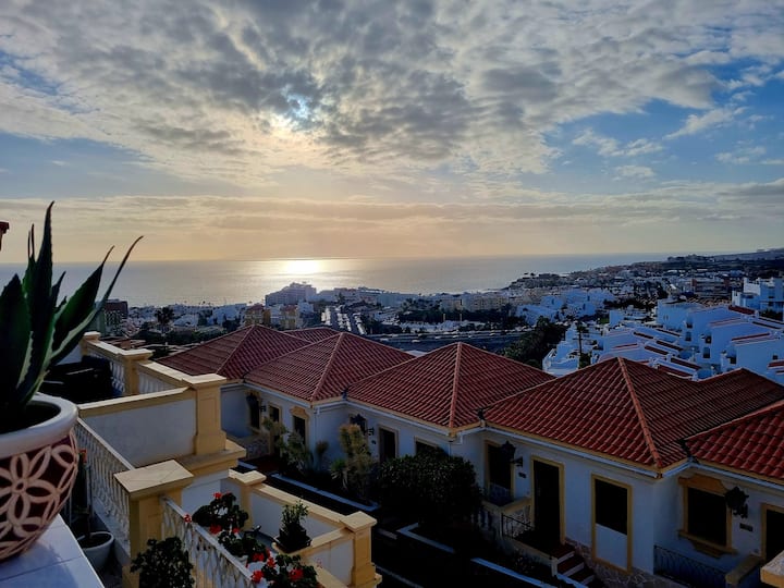 Ocean View Apartment With Pools - Costa Adeje