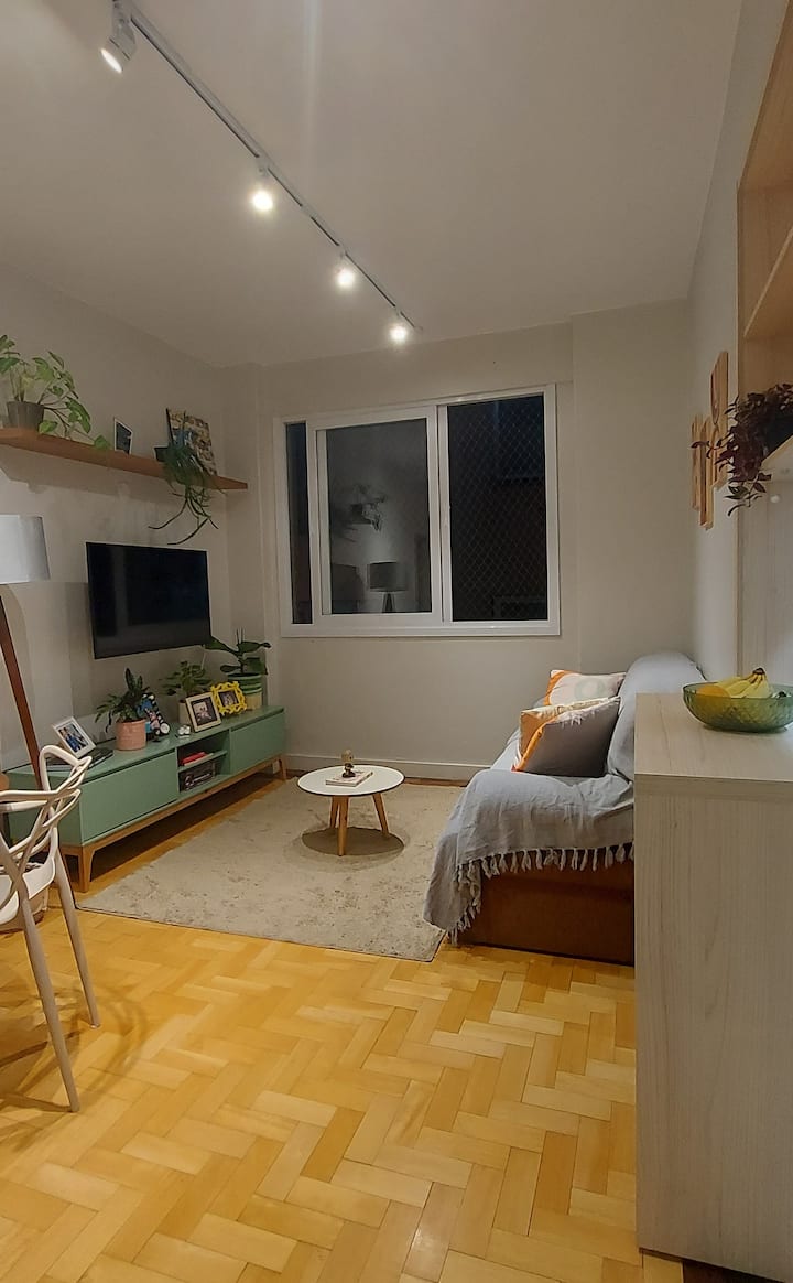 Quarto Em Ap. Aconchegante - Porto Alegre