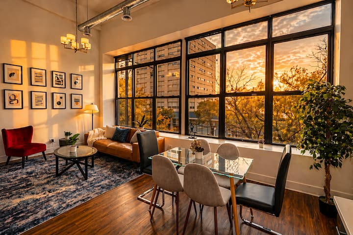 Mccormick Place 3br 420-friendly/sleeps 8/parking - Chicago, IL