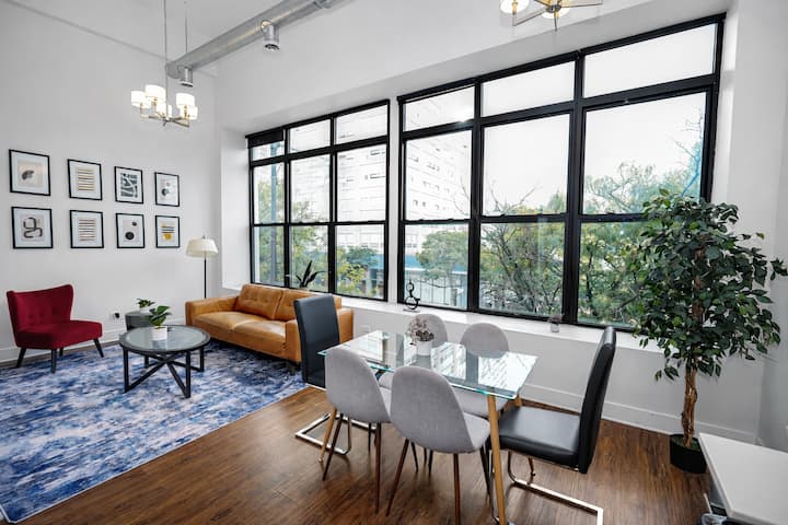 Mccormick Place 3br 420-friendly/sleeps 8/parking - United Center