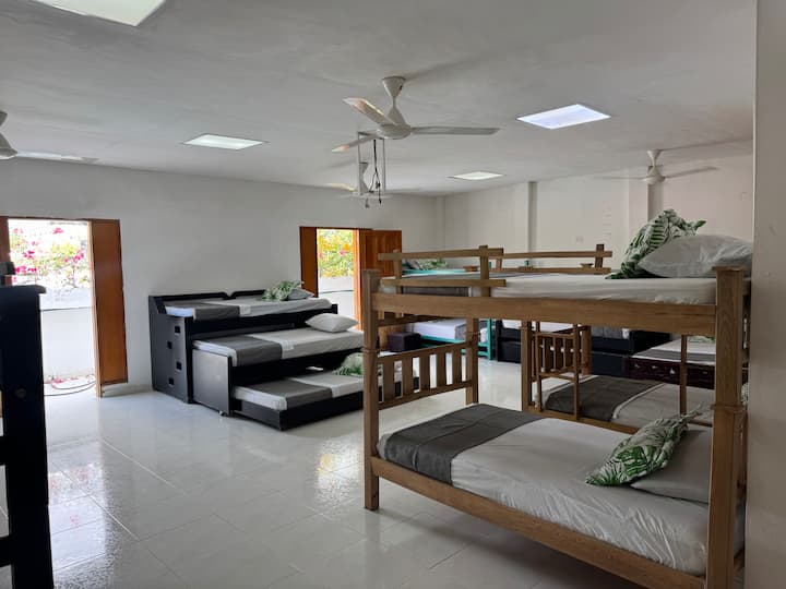 304-hab Grupo Grande-2baños-centro Histórico Sm - Santa Marta, Colombia
