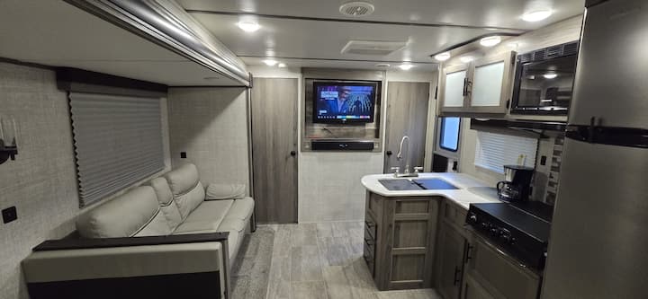 Central Relaxed Rv Marlins Stadium Walkable - Miami, FL