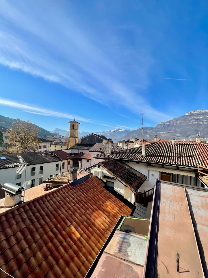 Stanza Sui Tetti Del Centro - Brentonico