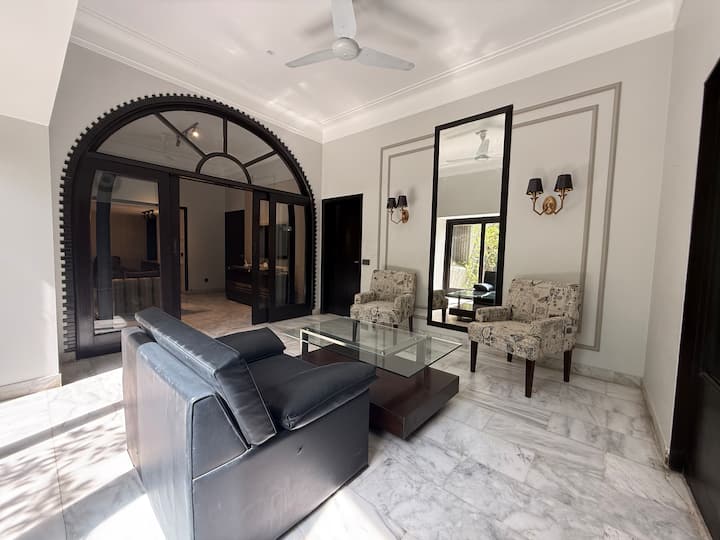 Ghumo - 9br Villa In Bahadurabad Near Aga Khan - Karachi
