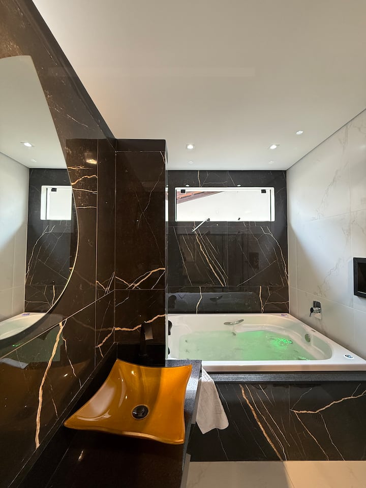 01 - Loft Com Hidro Em Bc - Balneario Camboriú